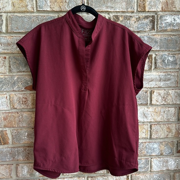 Figs | Tops | Figs Burgundywine Colored Scrub Top Technical Collection ...